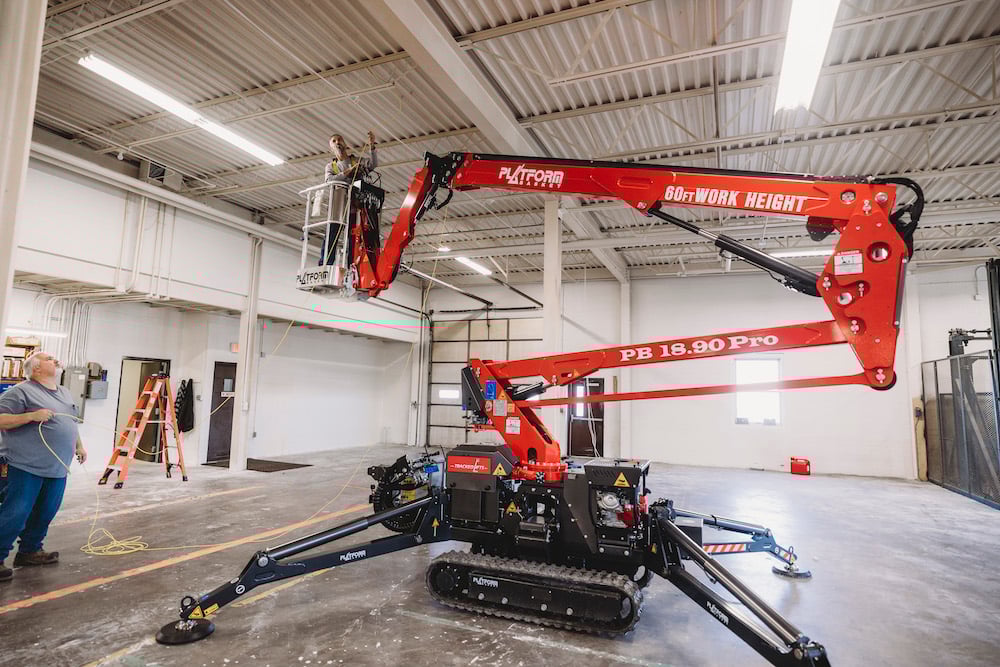 Advantages of Using a Spider Lift for Facility Maintenance