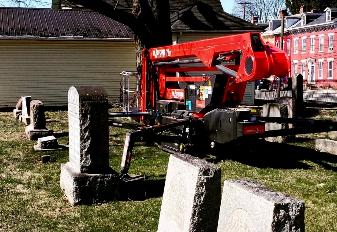 Bucket Truck vs Spider Lift for Tree Work | Tracked Lifts